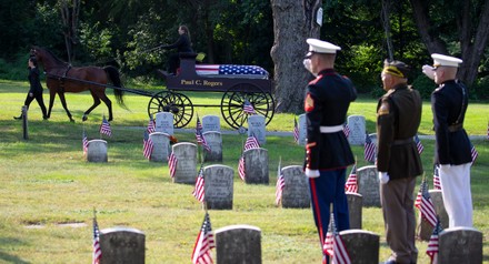 Military Members Salute Casket Us Marine Editorial Stock Photo - Stock ...