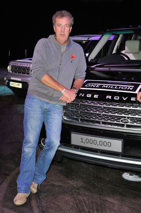 __COUNT__ Jeremy Clarkson receives 1,000,000th Range Rover on behalf of ...