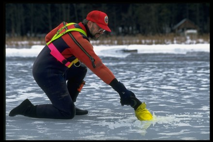 Ice Scuba Diving Certification Instructor Shaking Editorial Stock Photo ...