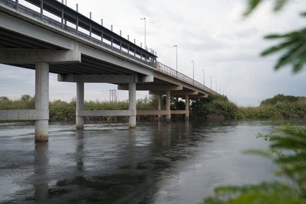 Empty Acunadel Rio International Border Bridge Editorial Stock Photo ...