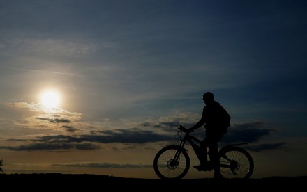 __COUNT__ Seasonal Weather, Surrey, UK - 21 Sep 2021 Stock Pictures ...