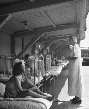Children Being Cared Childrens Tuberculosis Clinic Editorial Stock ...