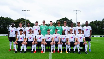 fulham squad photos 2021-22 Stock Photos (Exclusive) | Shutterstock