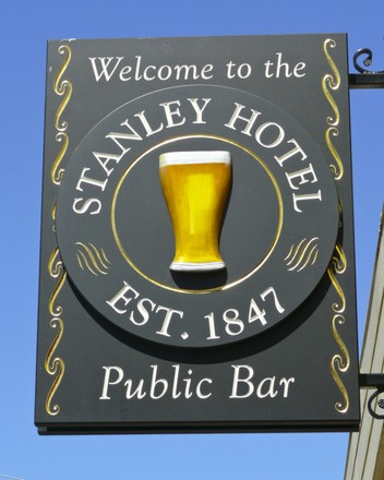 1 Stanley hotel bar sign Stock Pictures, Editorial Images and Stock ...