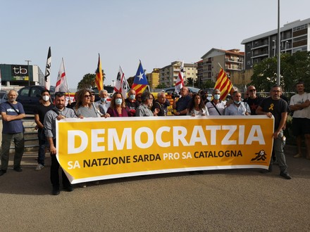 Catalan separatist leader Puigdemont arrested in Italy, Alghero - 24 ...