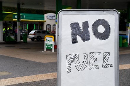 No Fuel Sign Petrol Station Harrow Editorial Stock Photo - Stock Image ...