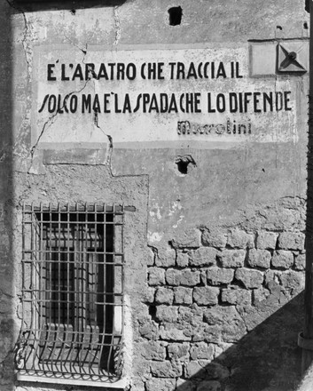 Mussolini Slogan On Wall Near Castellamare Editorial Stock Photo ...