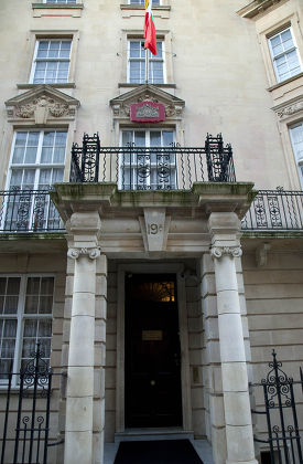 Saudi Arabian Embassy Mayfair London England Editorial Stock Photo ...