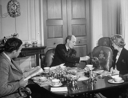 80 Lord edward halifax Stock Pictures, Editorial Images and Stock ...