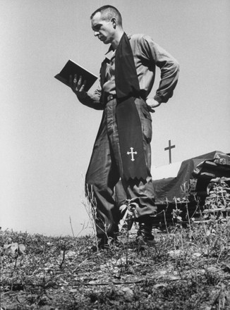 Protestant Chaplain Seabees Leading Service Guantanamo Editorial Stock ...