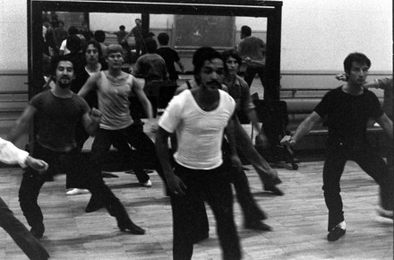 Choreographer Jaime Rogers Demonstrating Routine Dancers Editorial ...