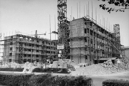 750 1940s housing Stock Pictures, Editorial Images and Stock Photos ...