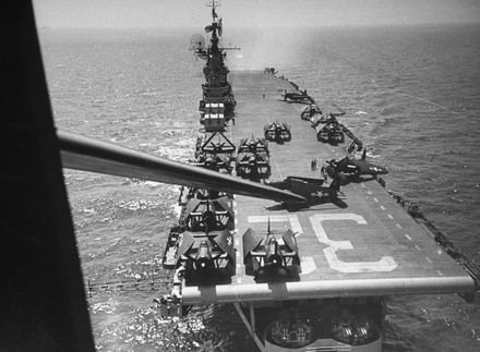 500 1940s fighter planes Stock Pictures, Editorial Images and Stock ...