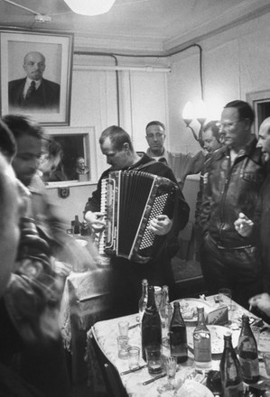 Russians Mirny Station Entertaining Visiting Us Editorial Stock Photo ...