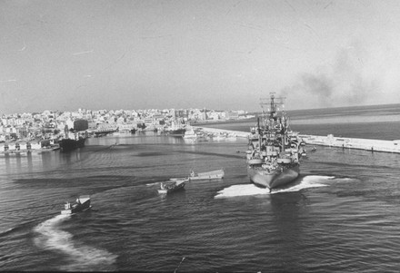 Ship Us 6th Fleet Steaming Into Editorial Stock Photo - Stock Image ...