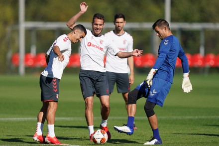 Braga Players Perform During Their Teams Editorial Stock Photo - Stock ...