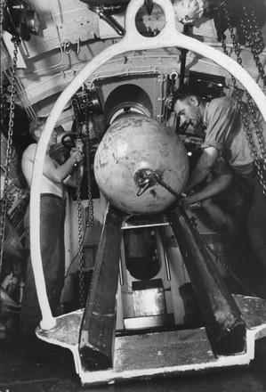 8 Loading torpedoes Stock Pictures, Editorial Images and Stock Photos ...
