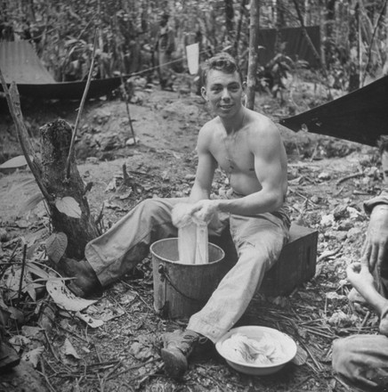 13 Soldier washing clothes Stock Pictures, Editorial Images and Stock ...