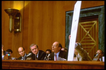 35 Donald w. riegle jr Stock Pictures, Editorial Images and Stock ...