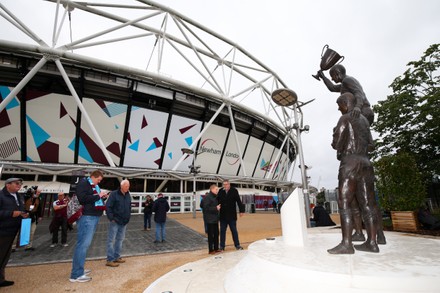 Supporters Fans Take Look Newly Unveiled Editorial Stock Photo - Stock ...