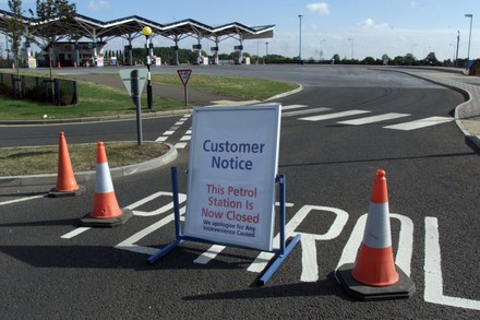 73 Petrol crisis 2000 Stock Pictures, Editorial Images and Stock Photos ...