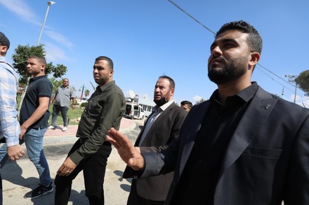 __COUNT__ Senior Hamas leader Fathi Hammad waits to cross into Egypt ...