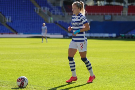 Faye Bryson 2 Reading During Barclays Editorial Stock Photo - Stock ...