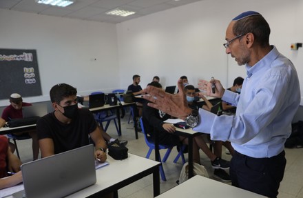 Israeli Teacher Seen During Mathematics Lesson Editorial Stock Photo ...