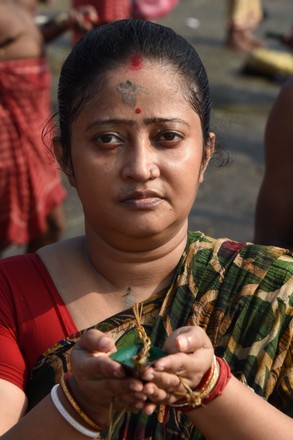 Tarpana Hindu Ritual Sacrament Offering Water Editorial Stock Photo ...