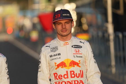 Red Bull Racing Stellt Die Neue Redaktionelles Stockfoto – Stockbild ...
