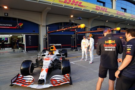 Red Bull Racing Stellt Die Neue Editorial Stock Photo - Stock Image ...