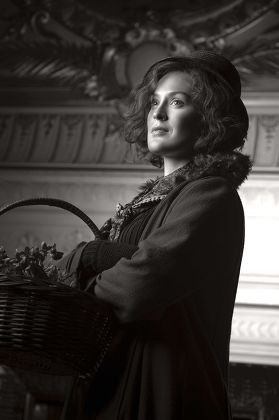 Sarah Gabriel, who makes her Paris debut as Eliza Doolittle in 'My Fair ...
