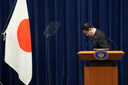 Japanese Prime Minister Fumio Kishida Bows Editorial Stock Photo ...