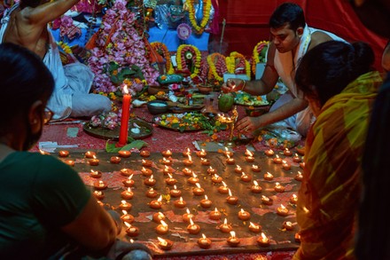 250 Sandhi puja Stock Pictures, Editorial Images and Stock Photos ...