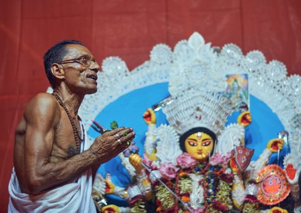 250 Sandhi puja Stock Pictures, Editorial Images and Stock Photos ...