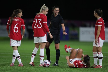 REFEREE MELISSA BURGIN MANCHESTER UNITED HANNAH Editorial Stock Photo ...