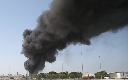 Fire at (JAFZA) in Dubai, United Arab Emirates - 18 Oct 2021 Stock ...