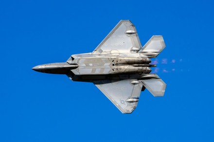 F22 Raptor Performs Aerial Maneuvers During Editorial Stock Photo ...