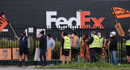 Fedex Workers Participate Strike Outside Fedex Editorial Stock Photo ...