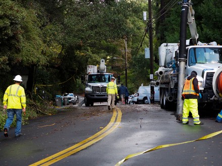 500 Cleanup crews Stock Pictures, Editorial Images and Stock Photos ...