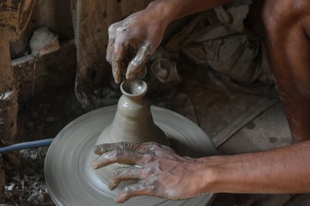 500 Clay worker Stock Pictures, Editorial Images and Stock Photos ...