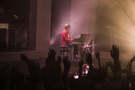 Singer Finneas Finneas Oconnell Performs On Editorial Stock Photo ...