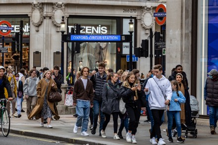 Shoppers On Oxford Street London Today Editorial Stock Photo - Stock ...