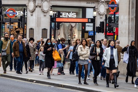 Shoppers On Oxford Street London Today Editorial Stock Photo - Stock ...