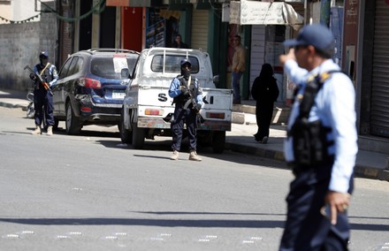 Armed Yemeni Policemen Wearing Face Masks Editorial Stock Photo - Stock ...
