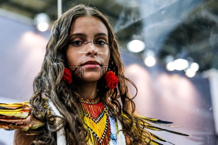 2 Alice pataxo Stock Pictures, Editorial Images and Stock Photos ...
