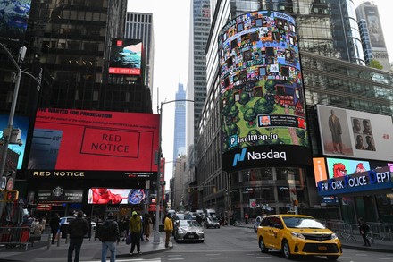 Nasdaq Building Displays Sign Nfynyc Leading Editorial Stock Photo ...