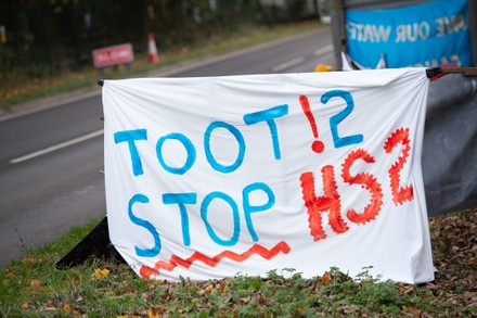 500 Stop hs2 signs Stock Pictures, Editorial Images and Stock Photos ...