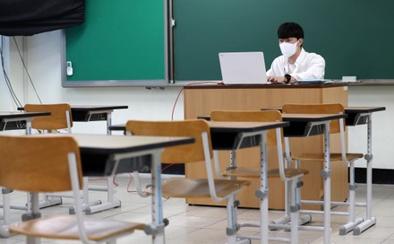 Teacher Conducts Online Class Classroom Yuseong Editorial Stock Photo ...