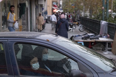 Daily Life In Downtown Tehran, Iran - 12 Nov 2021 Stock Pictures ...